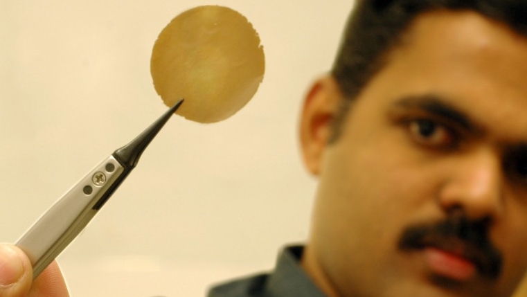 Grafenul își dezvăluie o nouă proprietate extraordinară