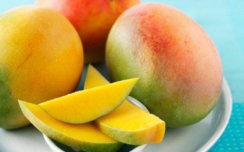 Consumul de mango combate cancerul și obezitatea?