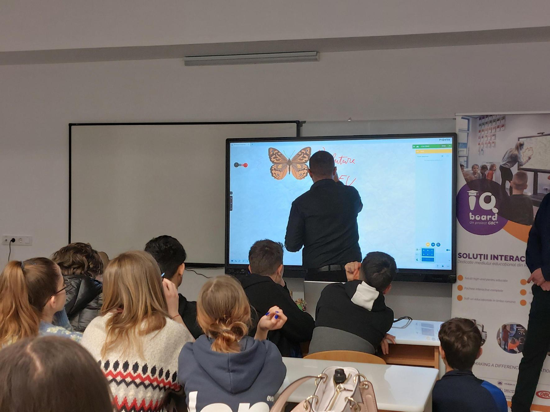 GBC®: soluții interactive pentru digitalizarea educației din România