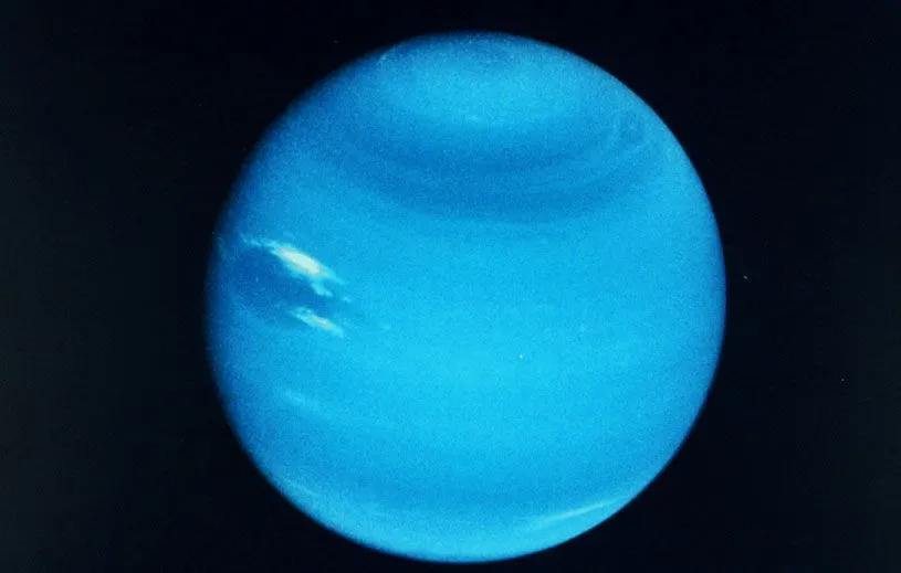 Un nou studiu sugerează că Uranus și Neptun au o altă compoziție decât ...