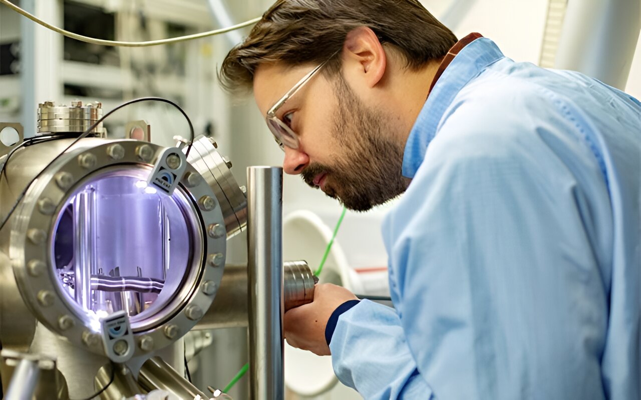 Controlul „aproape perfect” al atomilor este un progres major în direcția calculului cuantic